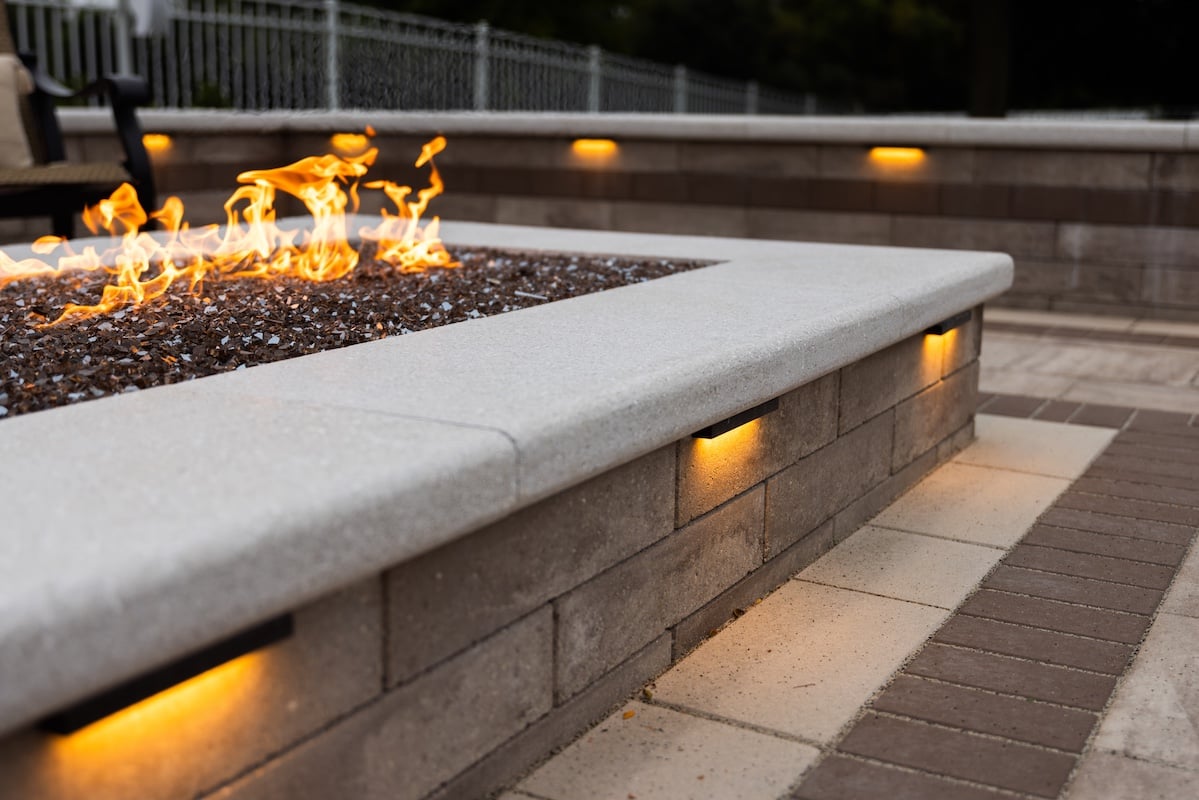PRESTIGE™ COPING PAVERS